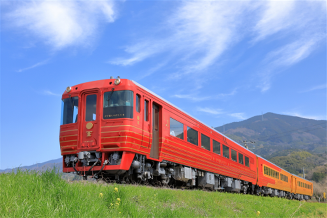 2024年鉄道カレンダーはJR東日本社員撮影のものや、懐かしの列車を特集 | JRE MALL Media