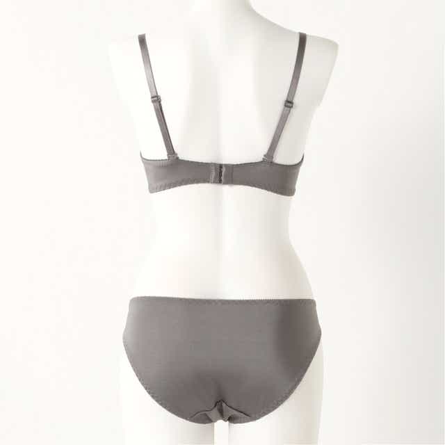 ベルメゾン ヌーディーワイヤーブラ&ショーツセット モスグリーン D70/M(D70/M モスグリーン): ベルメゾン JRE MALL店｜JRE MALL